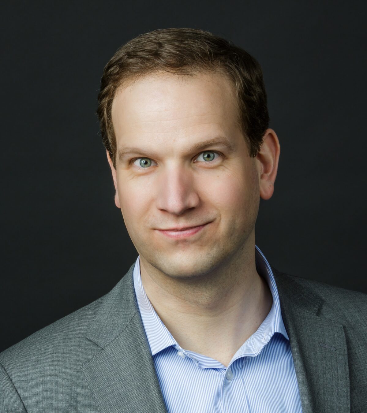 Jules van Binsbergen, The Lauder Institute